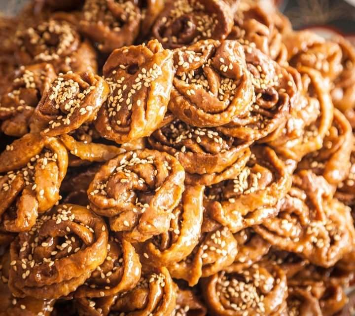 Chebakia Recipe // Moroccan Sesame & Honey Cookies (Ramadan)